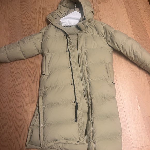 Aritzia | Jackets & Coats | Aritzia Super Puff Tea Green Long Puffer ...